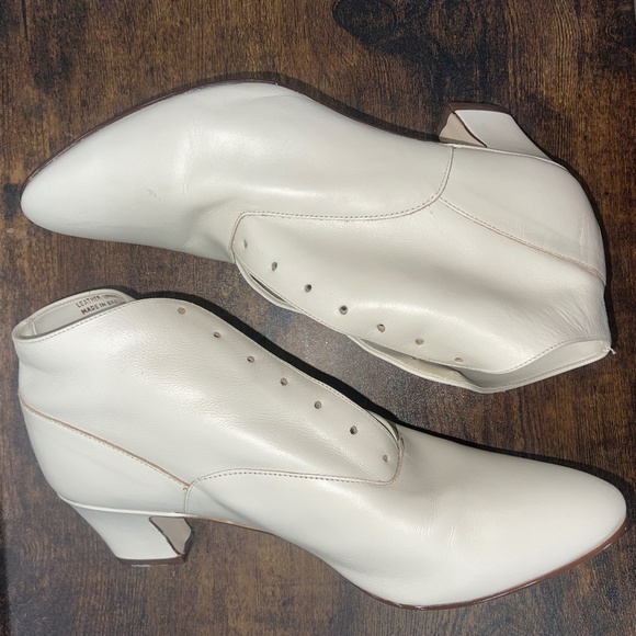 Vintage | Shoes | Vintage Leather Granny Victorian Cottage Core Ankle ...